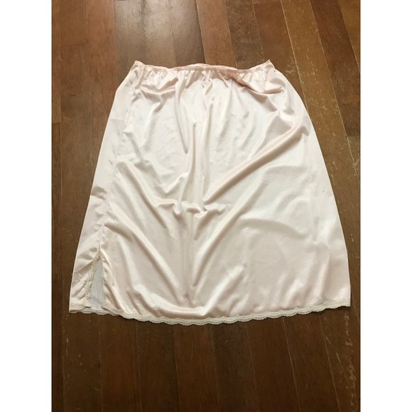 Dixie Belle textiles inc | Intimates & Sleepwear | Pink Half Slip Size ...